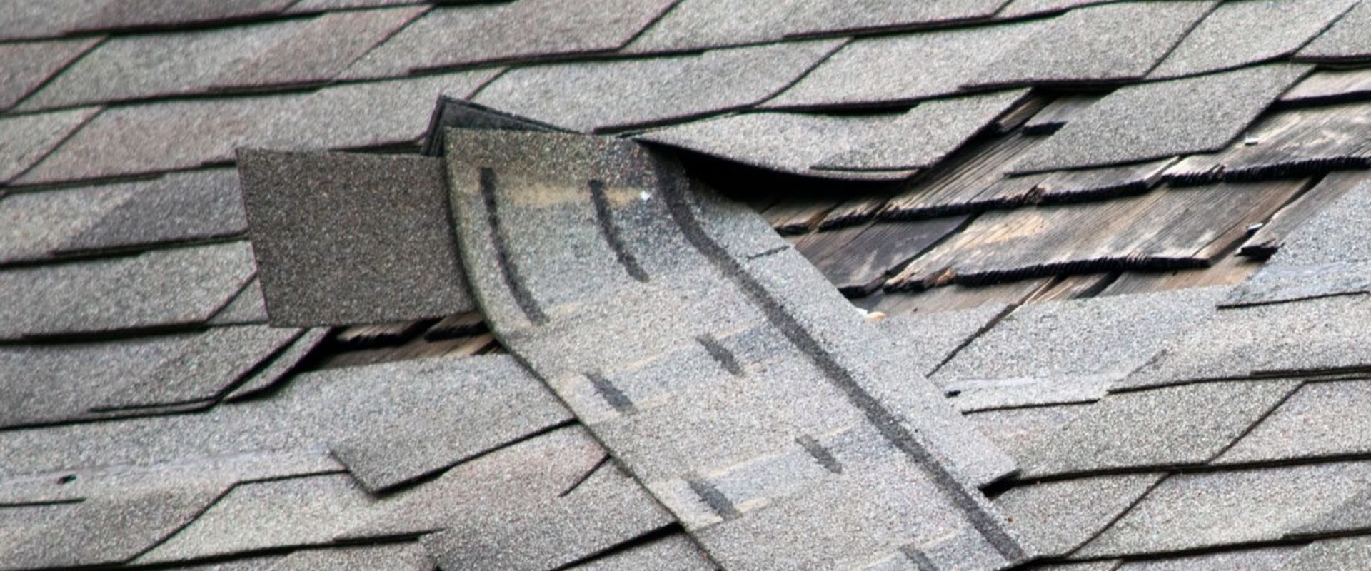 Replacing Damaged Shingles: A Complete Guide